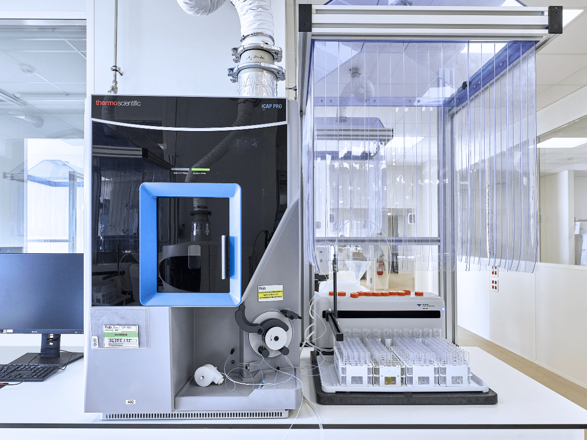 Laboratoire d'analyses ICP-AES / ICP-OES pour l'Industrie